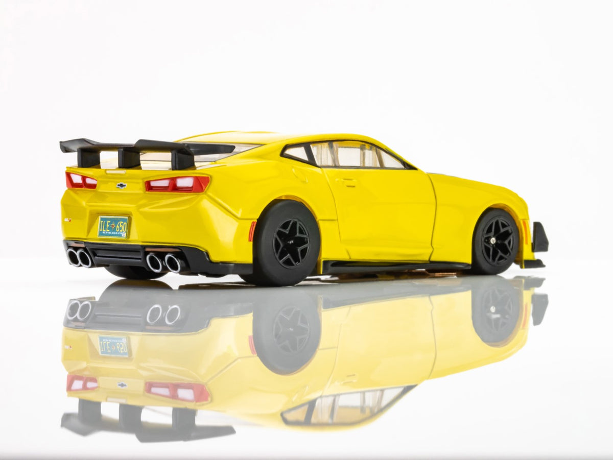 2021 Camaro ZL1 1LE Shock Yellow | 22075 | AFX/Racemasters – ProTinkerToys.com