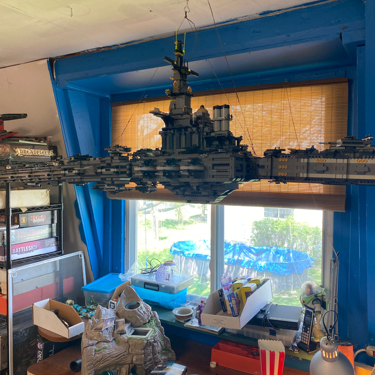 Mega Mega Mother Load of Lego sets , Bricks , prebuilt sets, Manuals ...