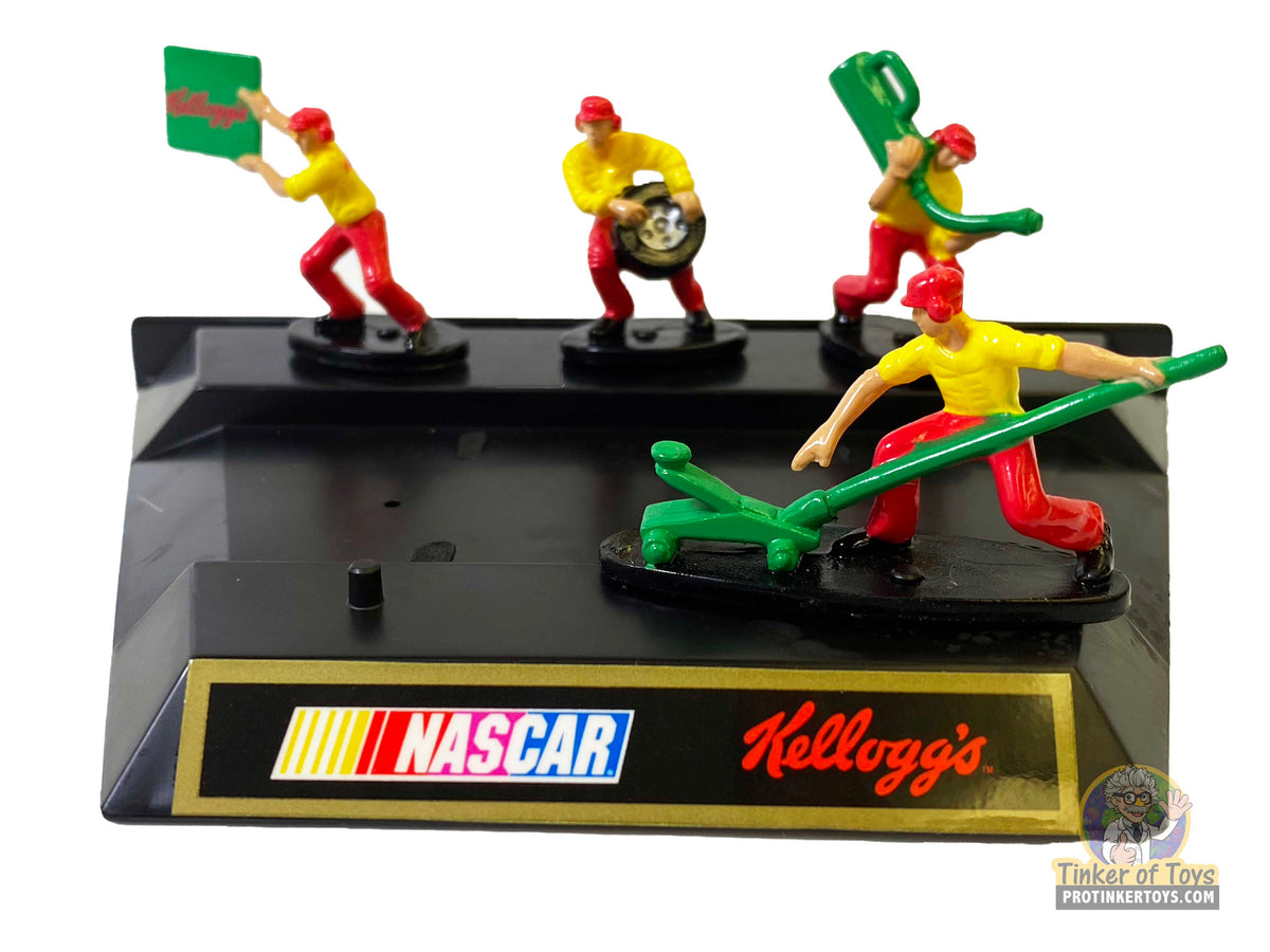 NASCAR 4 Person Pit Crew | PITCREW4PER | Tyco HO – ProTinkerToys.com