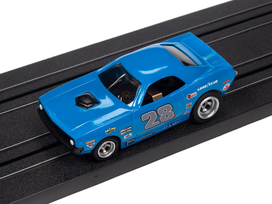 CrossTrax Road Course 9' Slot Car Set | SRS351 | Auto World ...